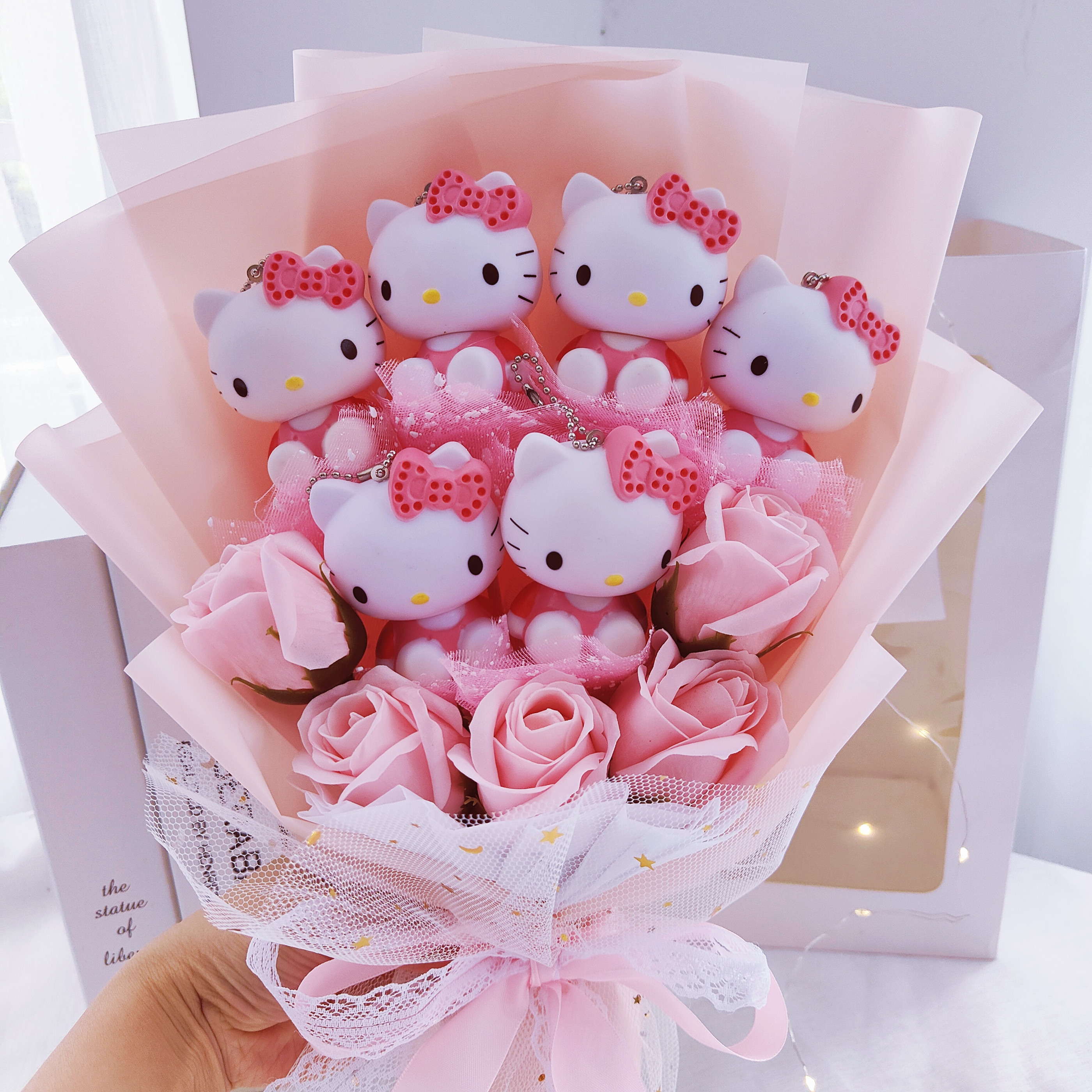 Kawaii Pink Hello Kitty Rose Flower Bouquet Free Shipping Worldwide - Kivaj